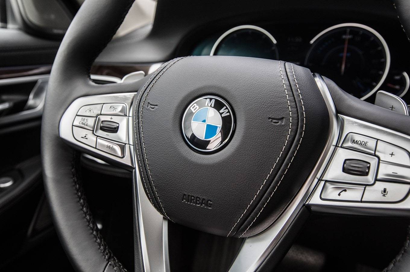 제네시스 EQ900 vs 렉서스 LS vs BMW 7시리즈 vs 링컨 컨티넨탈 - 인스티즈(instiz) 이슈 카테고리