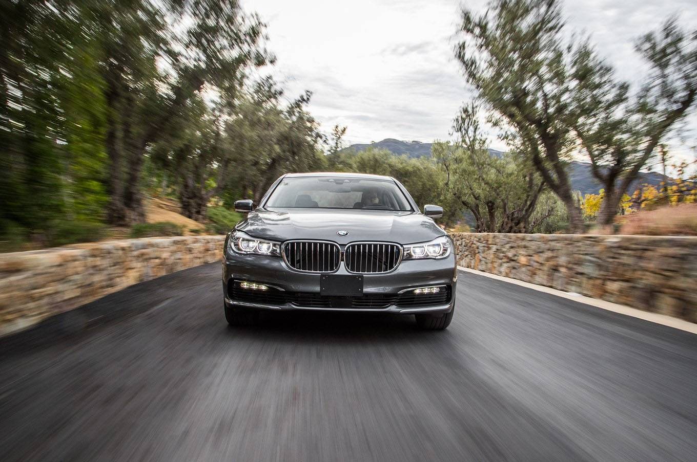 제네시스 EQ900 vs 렉서스 LS vs BMW 7시리즈 vs 링컨 컨티넨탈 - 인스티즈(instiz) 이슈 카테고리