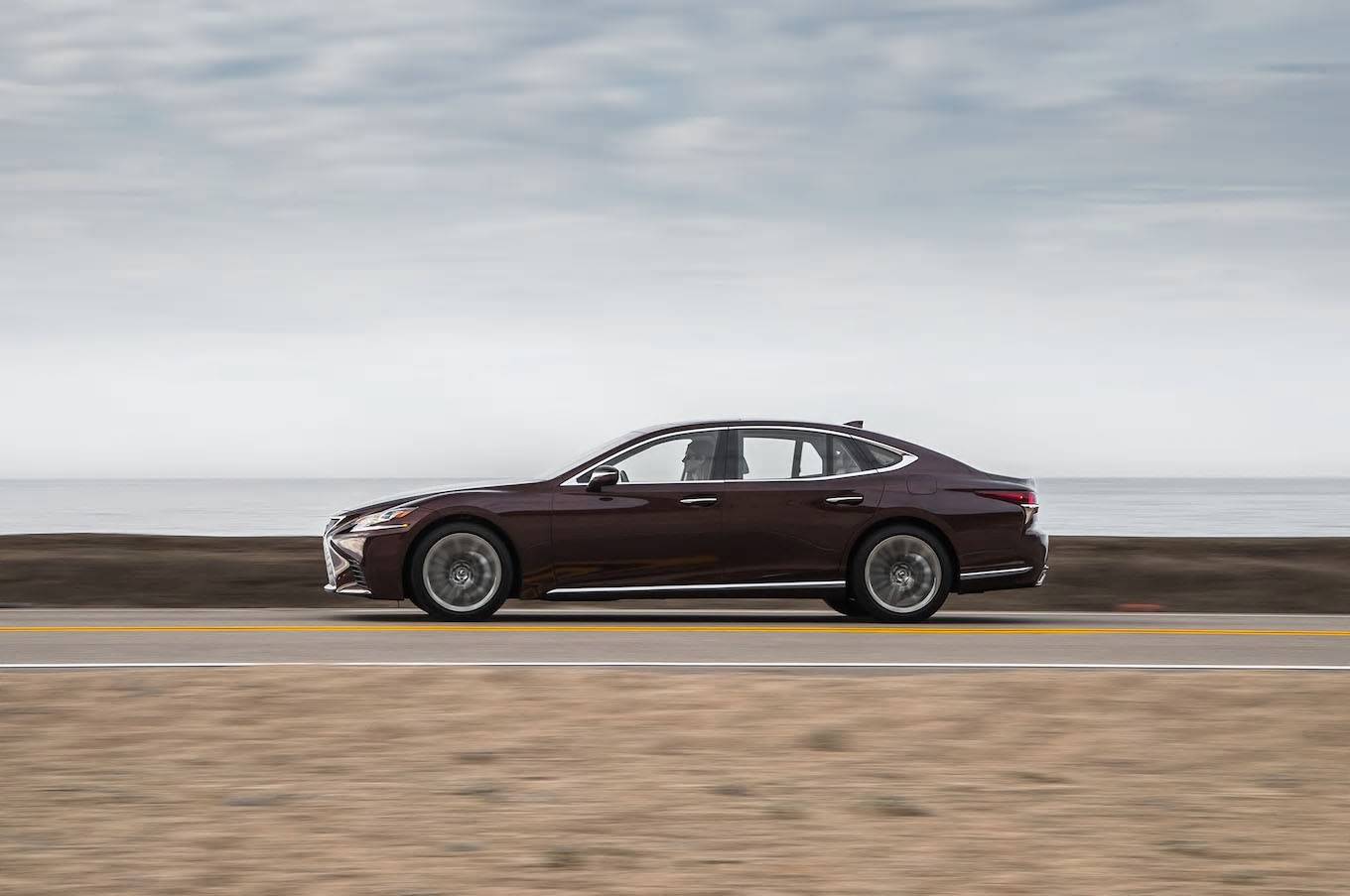 제네시스 EQ900 vs 렉서스 LS vs BMW 7시리즈 vs 링컨 컨티넨탈 - 인스티즈(instiz) 이슈 카테고리