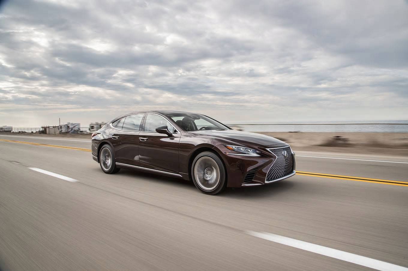 제네시스 EQ900 vs 렉서스 LS vs BMW 7시리즈 vs 링컨 컨티넨탈 - 인스티즈(instiz) 이슈 카테고리