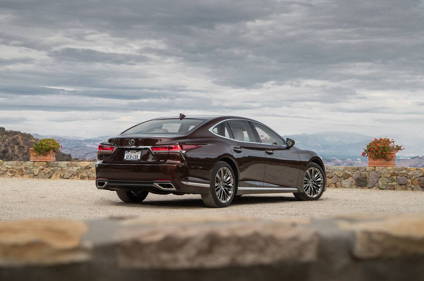 제네시스 EQ900 vs 렉서스 LS vs BMW 7시리즈 vs 링컨 컨티넨탈 - 인스티즈(instiz) 이슈 카테고리