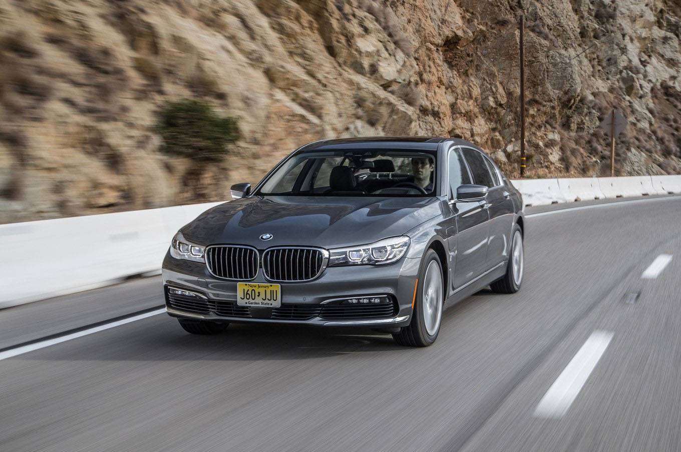 제네시스 EQ900 vs 렉서스 LS vs BMW 7시리즈 vs 링컨 컨티넨탈 - 인스티즈(instiz) 이슈 카테고리