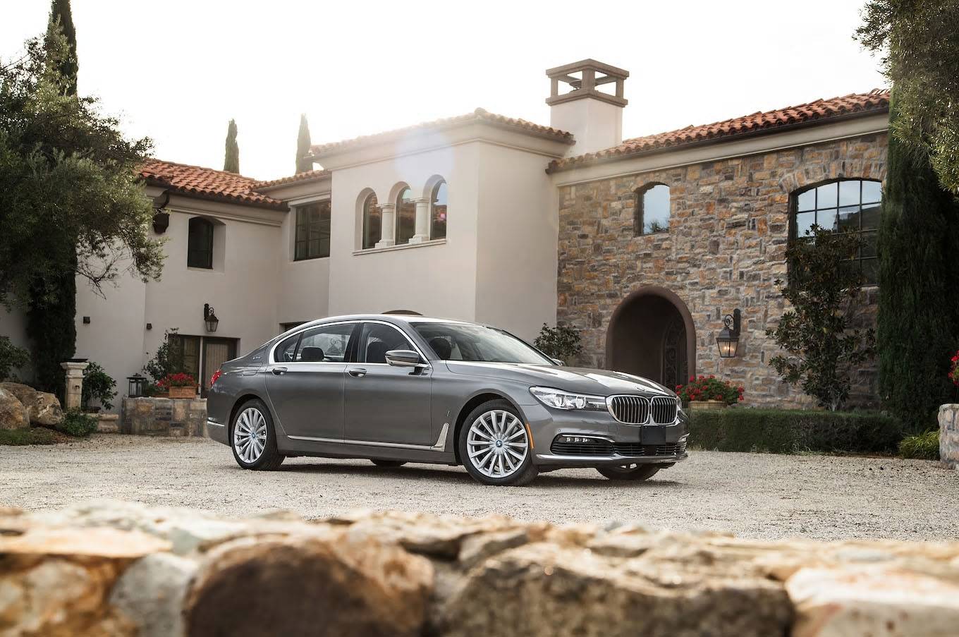 제네시스 EQ900 vs 렉서스 LS vs BMW 7시리즈 vs 링컨 컨티넨탈 - 인스티즈(instiz) 이슈 카테고리