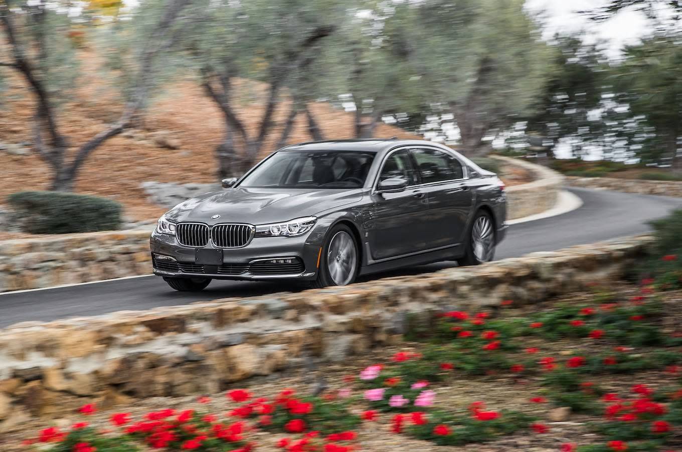 제네시스 EQ900 vs 렉서스 LS vs BMW 7시리즈 vs 링컨 컨티넨탈 - 인스티즈(instiz) 이슈 카테고리