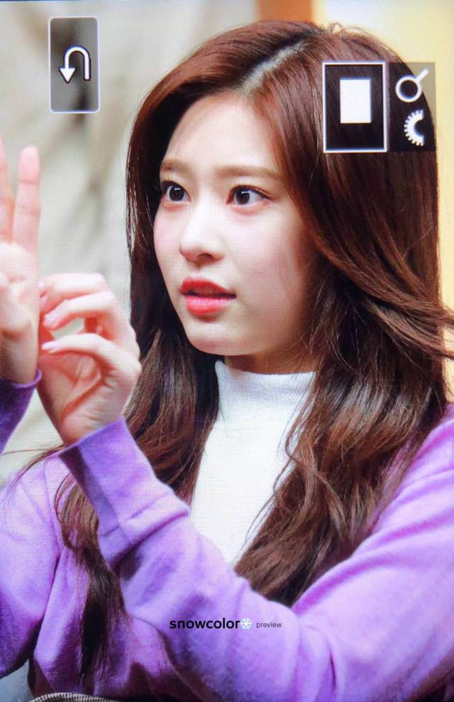 아침을 여는 김민주 인스티즈 Instiz 이슈 카테고리