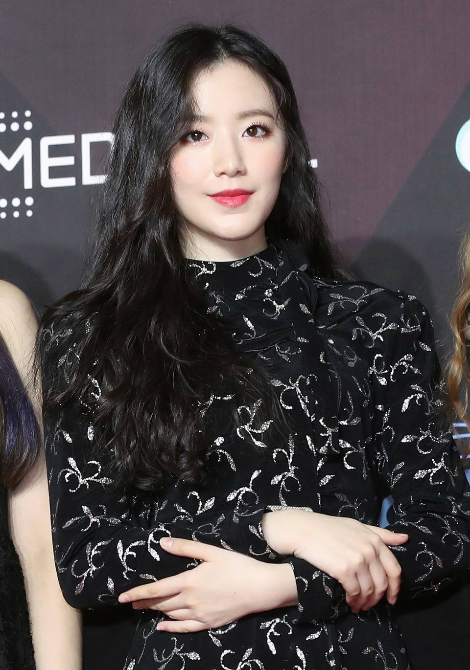 아이들 2018 MAMA 레드카펫 (여자) - 인스티즈(instiz) 이슈 카테고리