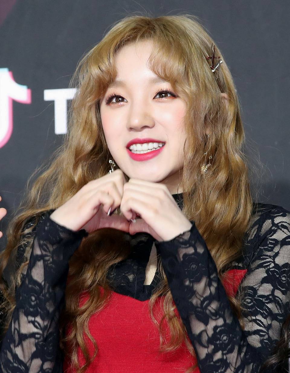 아이들 2018 MAMA 레드카펫 (여자) - 인스티즈(instiz) 이슈 카테고리