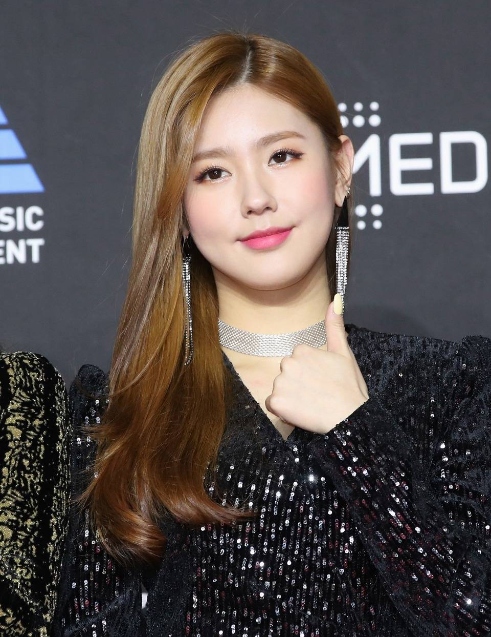 아이들 2018 MAMA 레드카펫 (여자) - 인스티즈(instiz) 이슈 카테고리