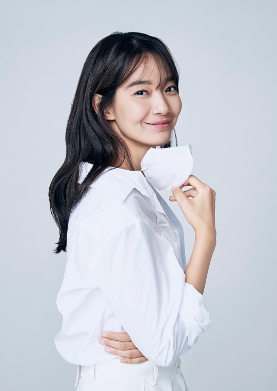 황사마스크 KF94 모델 발탁된 신민아'밝고 건강한 이미지” - 인스티즈(instiz) 이슈 카테고리