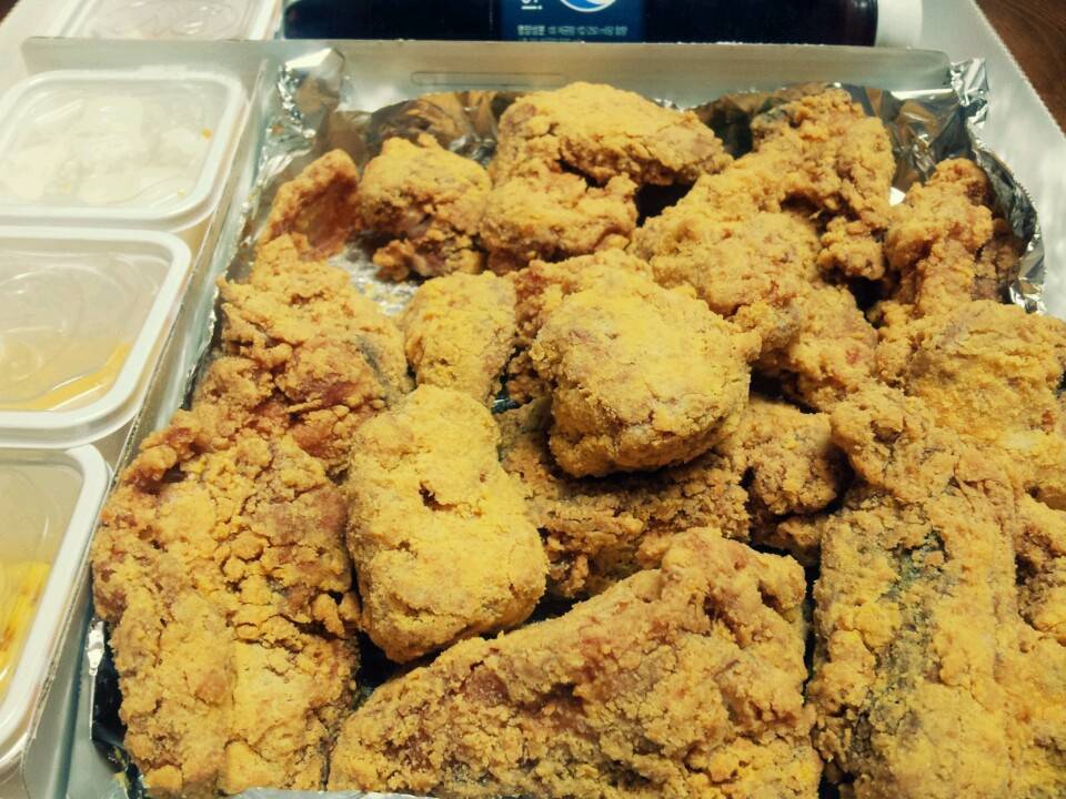 [대결] bhc 뿌링클 vs 네네치킨 스노윙치즈 - 인스티즈(instiz) 이슈 카테고리