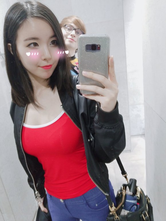 [LOL] C9 원딜러 스니키 여친 - 인스티즈(instiz) 이슈 카테고리