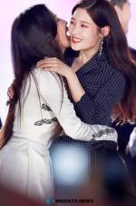 다이아 정채연 오마이걸 아린 친목 .jpgif - 인스티즈(instiz) 이슈 카테고리