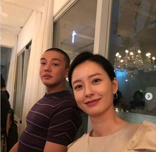 15KG 증량한 유아인.jpg - 인스티즈(instiz) 이슈 카테고리