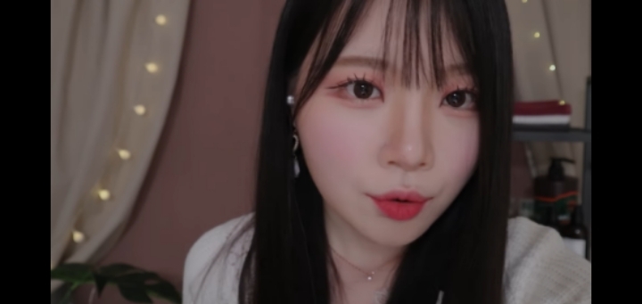 은근히 이쁜거 같은 ASMR 유투버 - 인스티즈(instiz) 이슈 카테고리