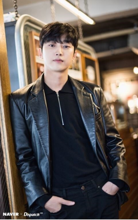 올해 서른살 된 진영(B1A4 진영) - 인스티즈(instiz) 이슈 카테고리