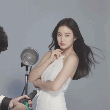 김태희 화보 메이킹 움짤.gif(36MB) - 인스티즈(instiz) 이슈 카테고리