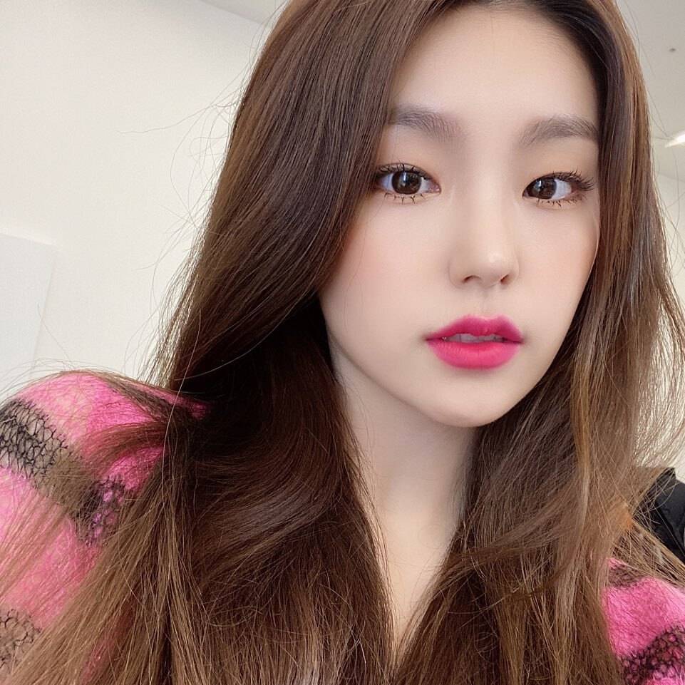 ITZY 예지 셀카 모음.jpg - 인스티즈(instiz) 인티포털