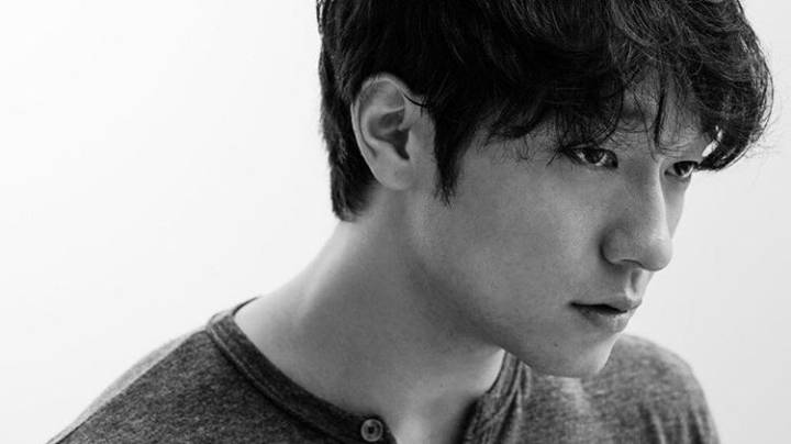 뭔가 섹시하게 생긴 배우 손석구 인스티즈 Instiz 이슈 카테고리