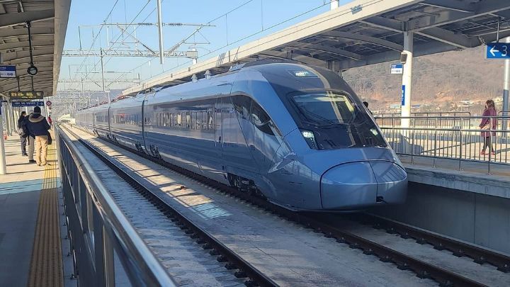 새로 운행시작한 KTX 열차 'KTX-이음' - 인스티즈(instiz) 이슈 카테고리