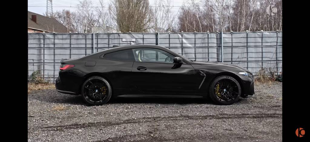 BMW 신형 M4 블랙 컬러 - 인스티즈(instiz) 이슈 카테고리