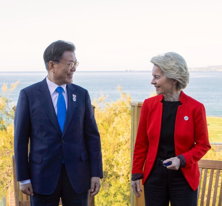 화기애애한 G7 정상회의 현장 - 인스티즈(instiz) 이슈 카테고리