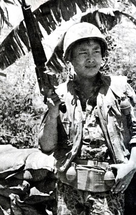 MC몽 복귀 기념 : 월남전 참전 용사 가수 남진 - 인스티즈(instiz) 인티영상 (종료) 카테고리