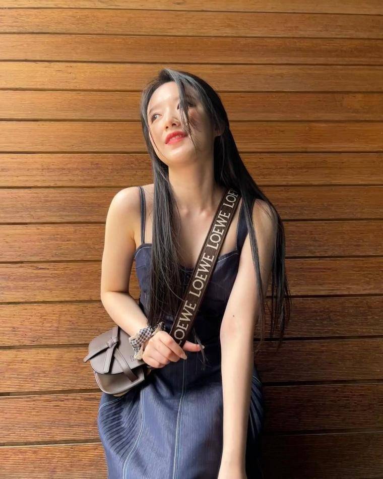 은근 청순한 슈화 근황.jpg - 인스티즈(instiz) 인티포털 카테고리