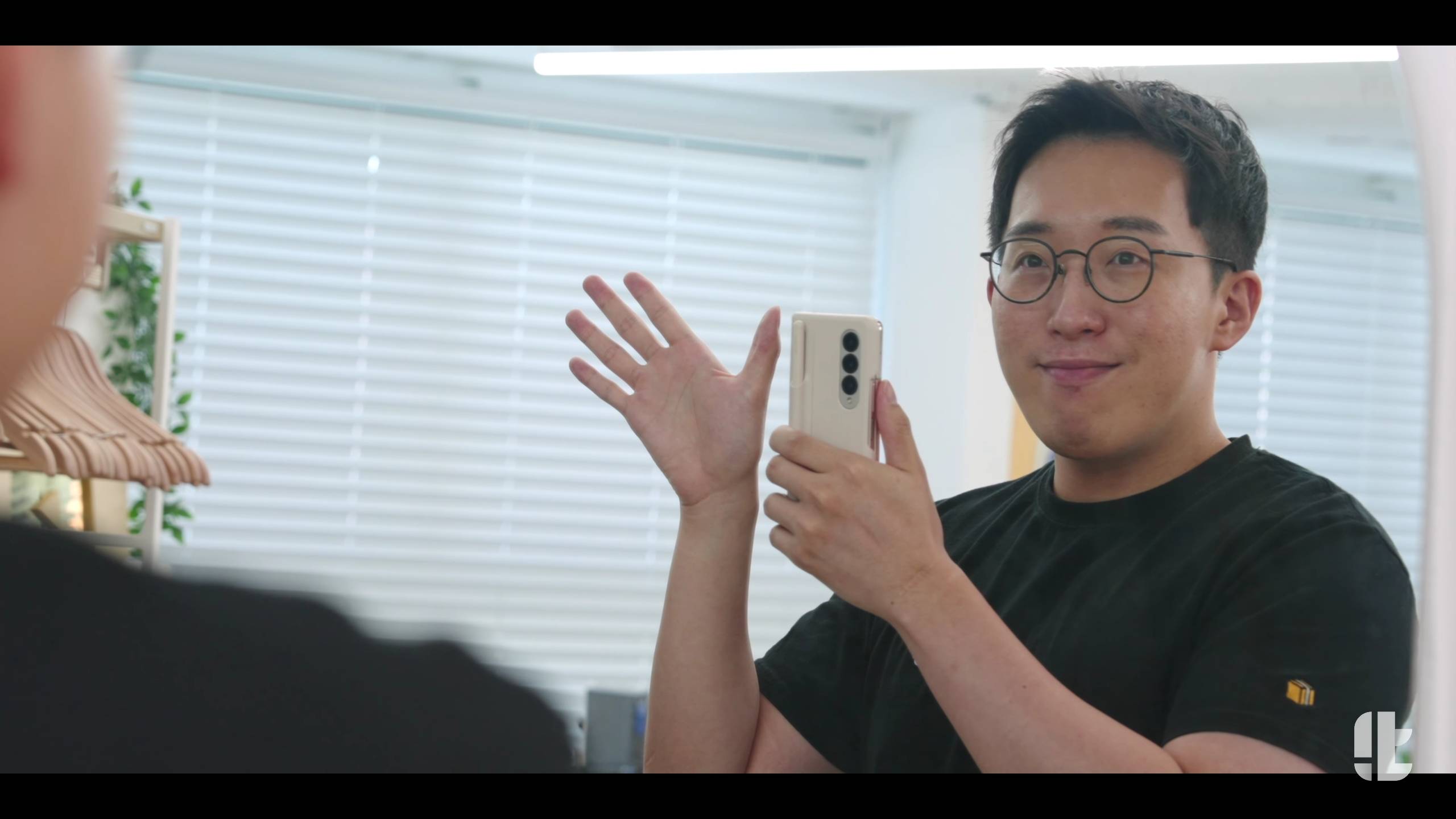 잇섭 갤럭시 z 폴드4 인트로 - 인스티즈(instiz) 인티포털 카테고리