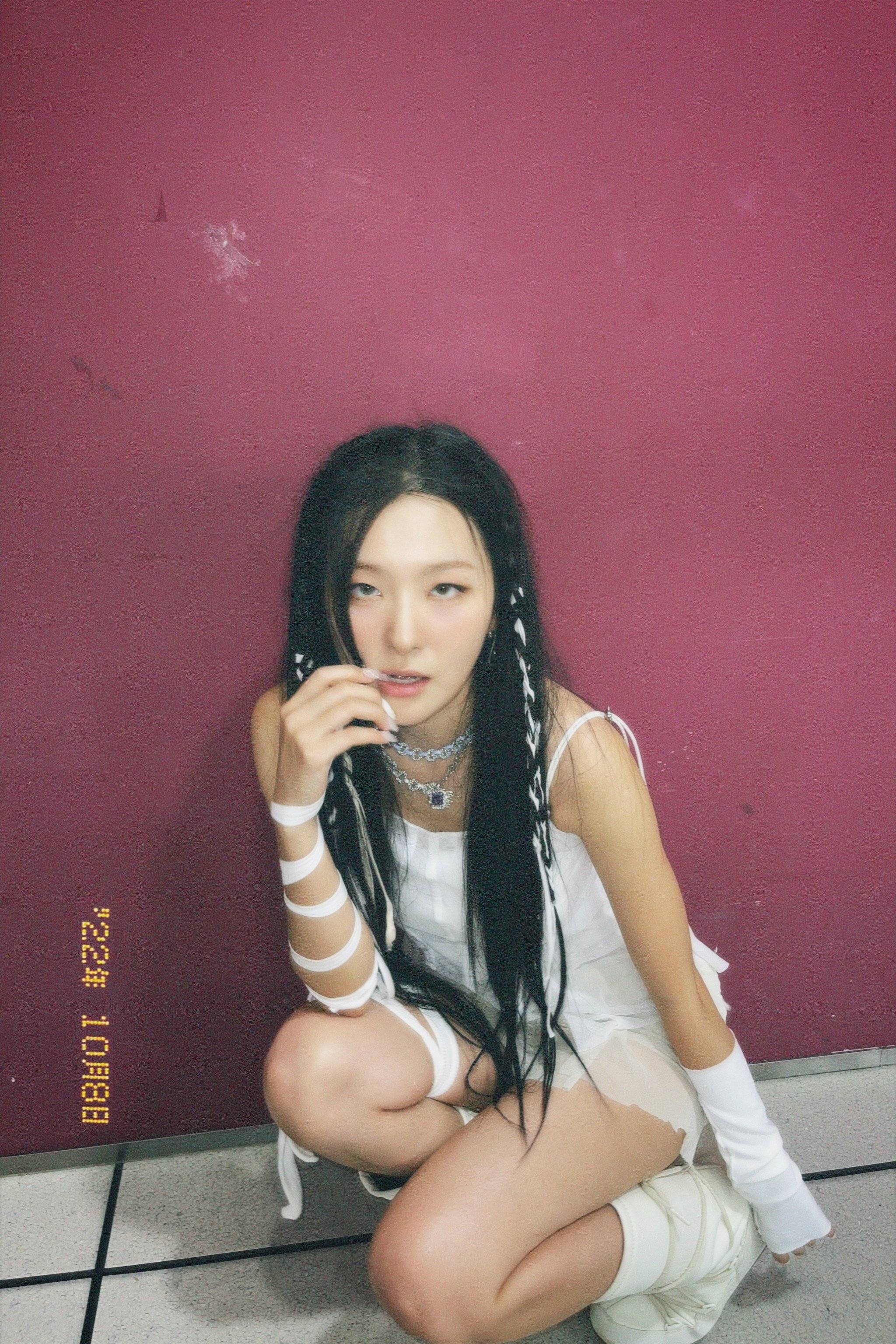 하루에 4가지 컨셉으로 활동한 슬기.jpgif - 인스티즈(instiz) 이슈 카테고리