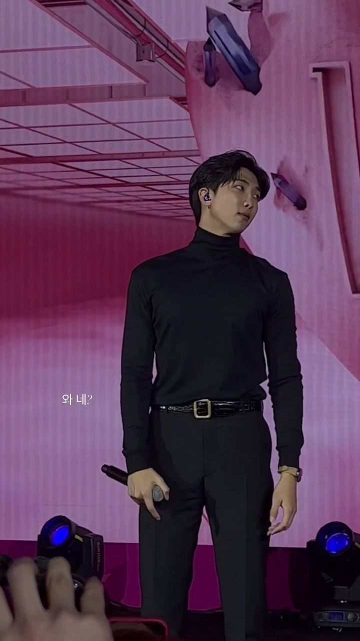 탐라 다 뒤집어지게 만든 방탄 RM "섹시느낌" 첫 라이브 - 인스티즈(instiz) 인티포털 카테고리