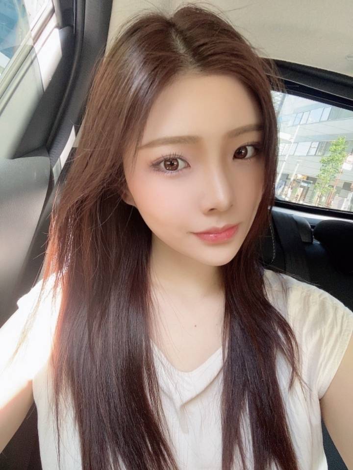 올해 S급 배우 반열에 오른 AV 신인 배우 TOP 2 - 인스티즈(instiz) 이슈 카테고리