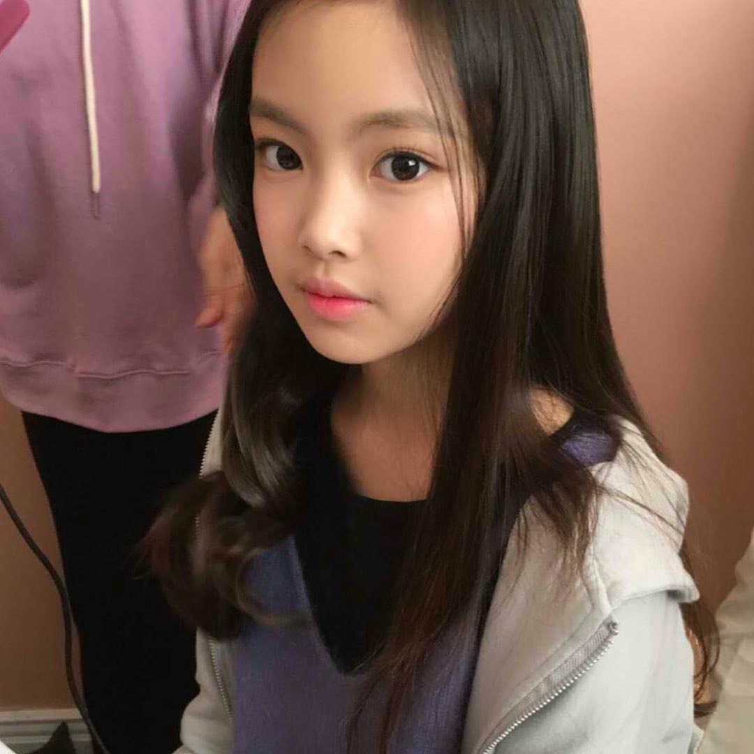 뉴진스 막내 혜인 키즈모델 시절.jpg - 인스티즈(instiz) 인티포털 카테고리