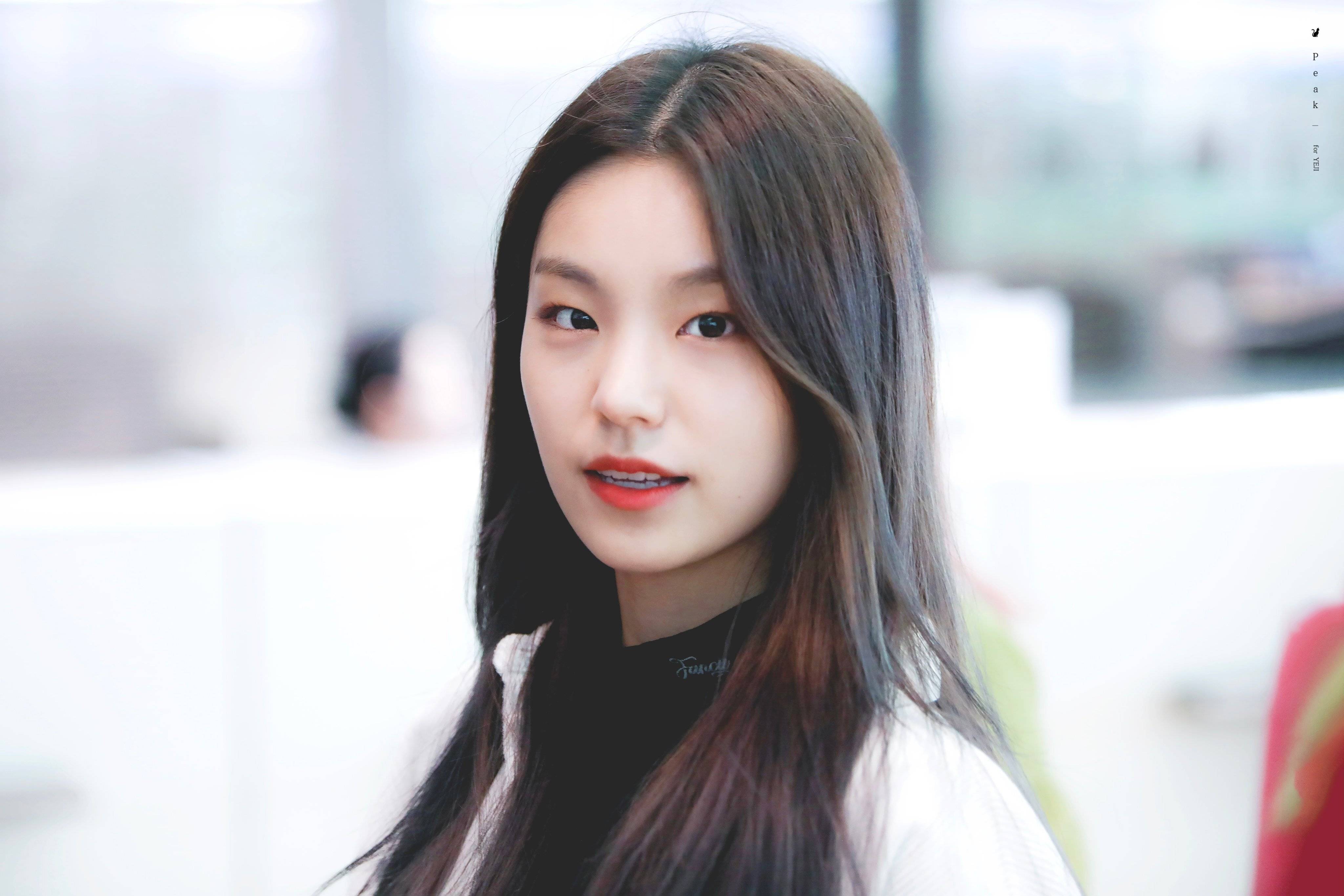 (스압)연한 화장이 잘어울리는 ITZY 예지.jpgif - 인스티즈(instiz) 인티포털 카테고리