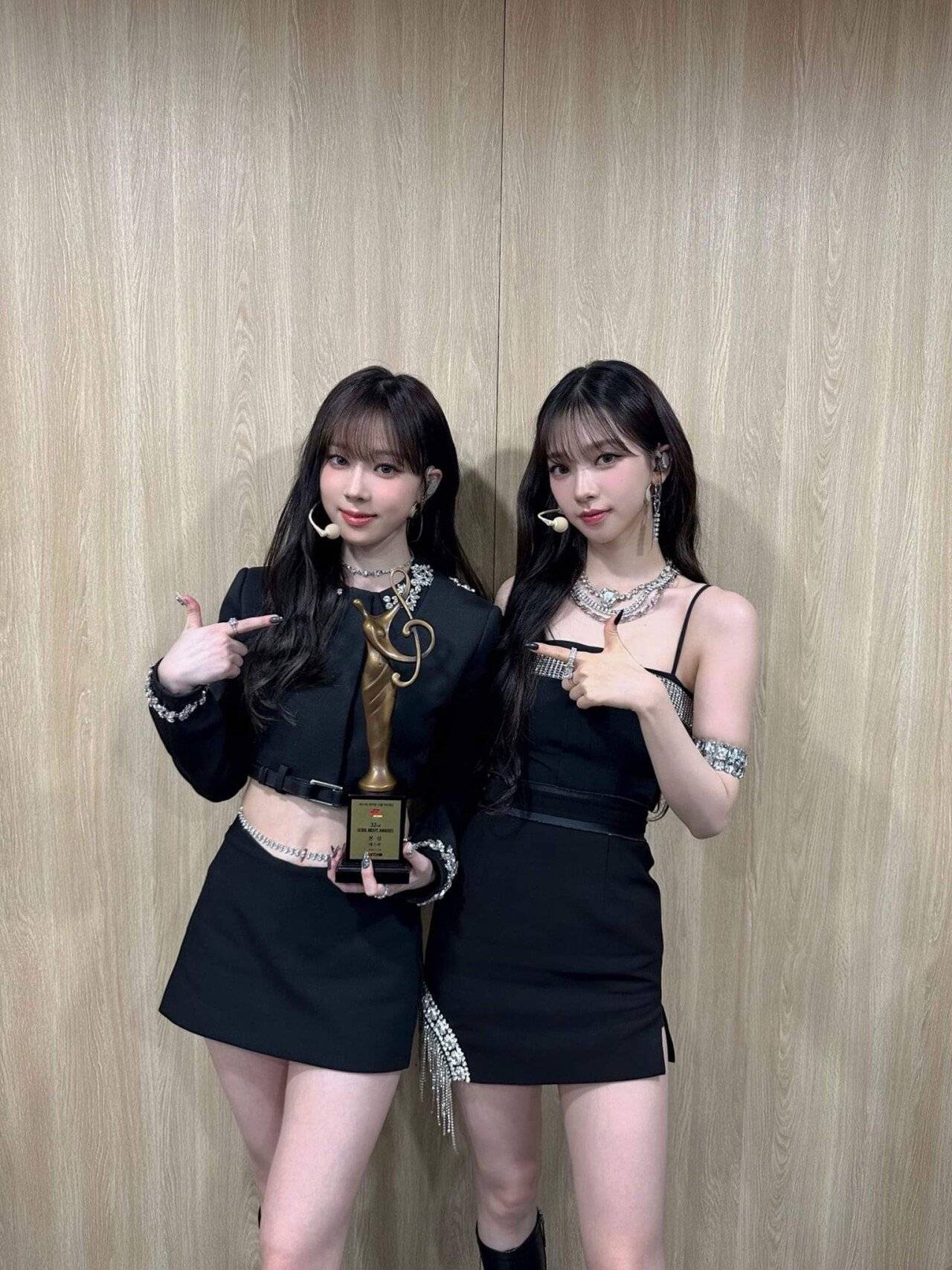 서가대 윈터,카리나 투샷 - 인스티즈(instiz) 인티포털 카테고리