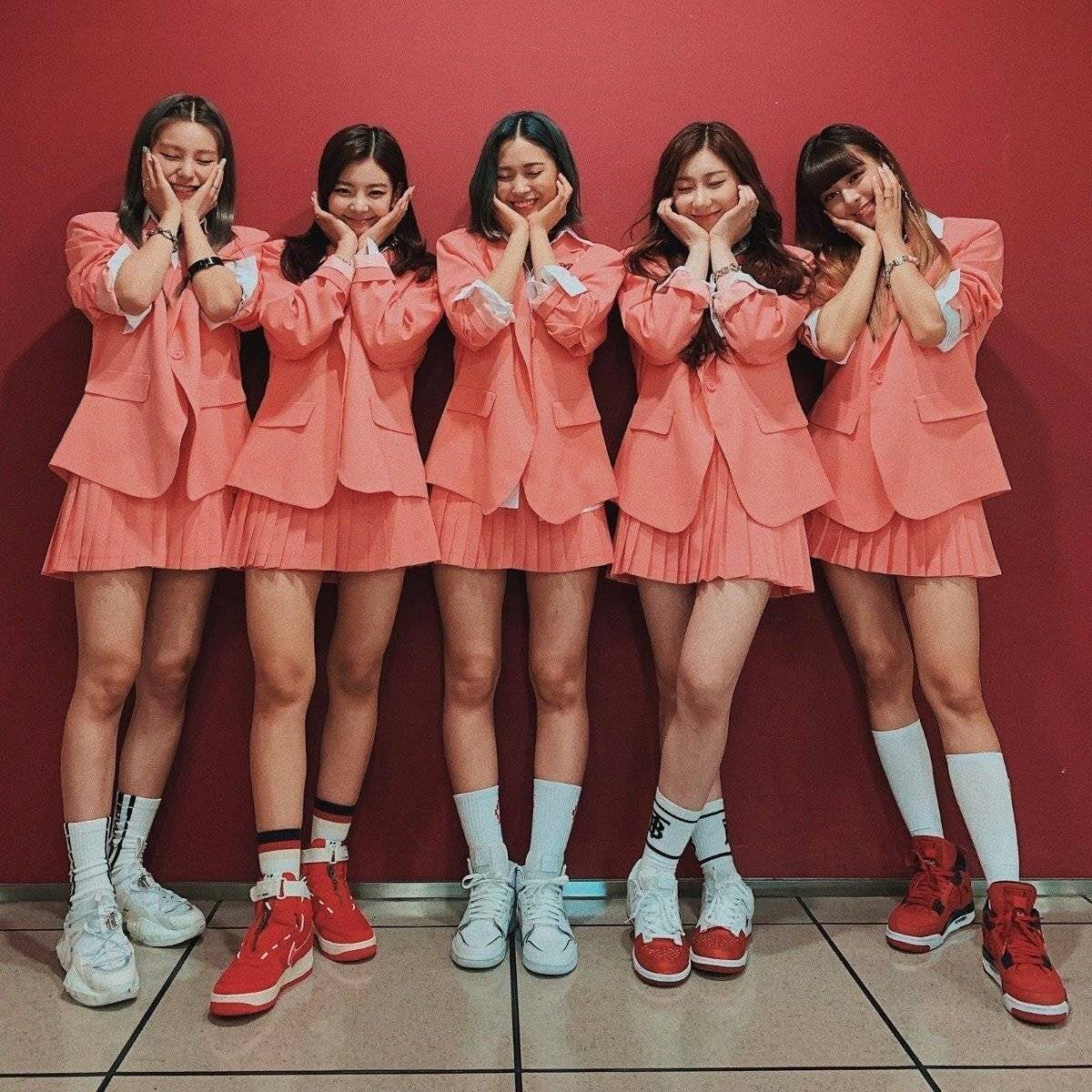 걸그룹이 입은 교복 st 무대의상 - 인스티즈(instiz) 인티포털 카테고리