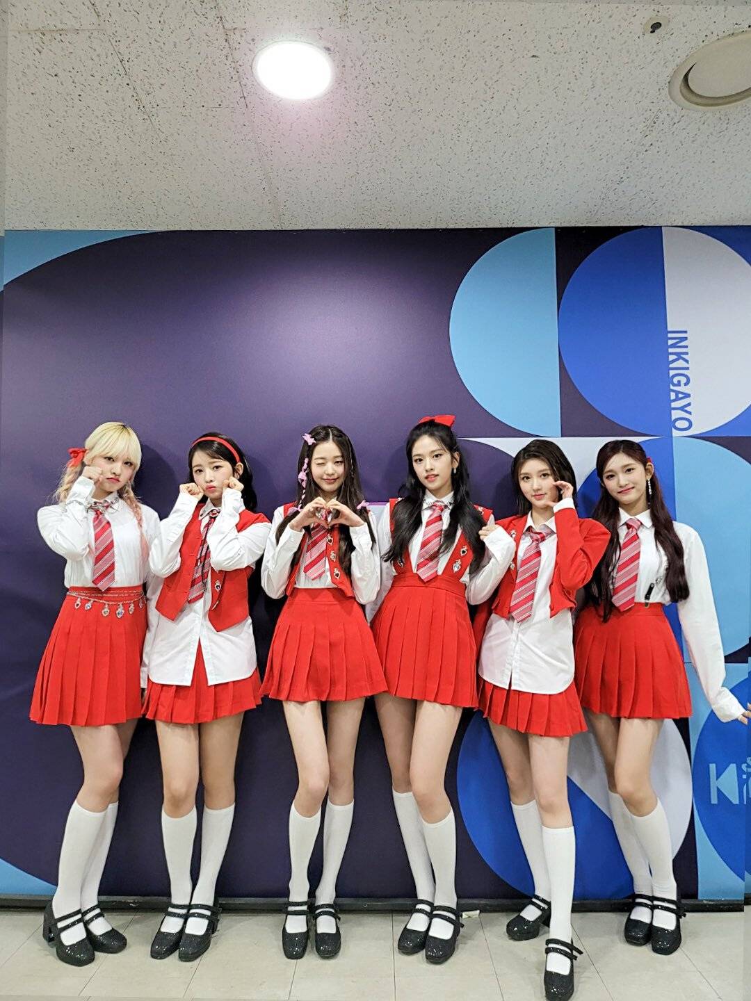 걸그룹이 입은 교복 st 무대의상 - 인스티즈(instiz) 인티포털 카테고리