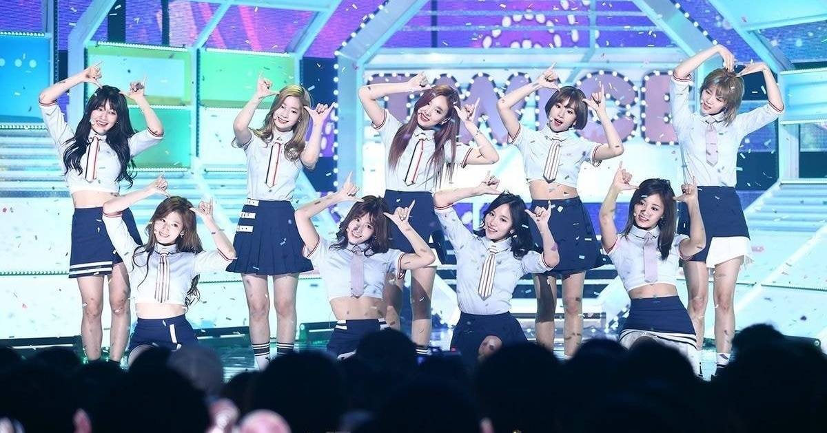 걸그룹이 입은 교복 st 무대의상 - 인스티즈(instiz) 인티포털 카테고리