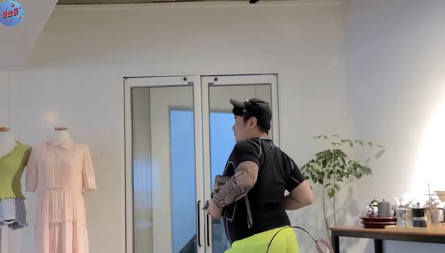 문신돼지충 vlog - 인스티즈(instiz) 인티포털 카테고리