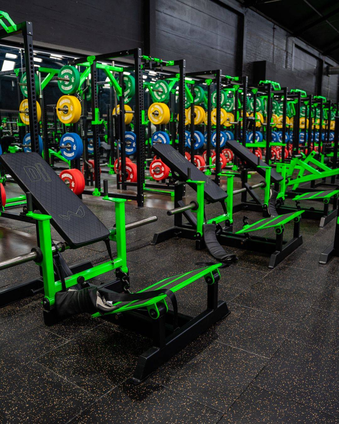 영국 리버플에 있는 헬스짐 "dedicated super gym" - 인스티즈(instiz) 인티포털 카테고리