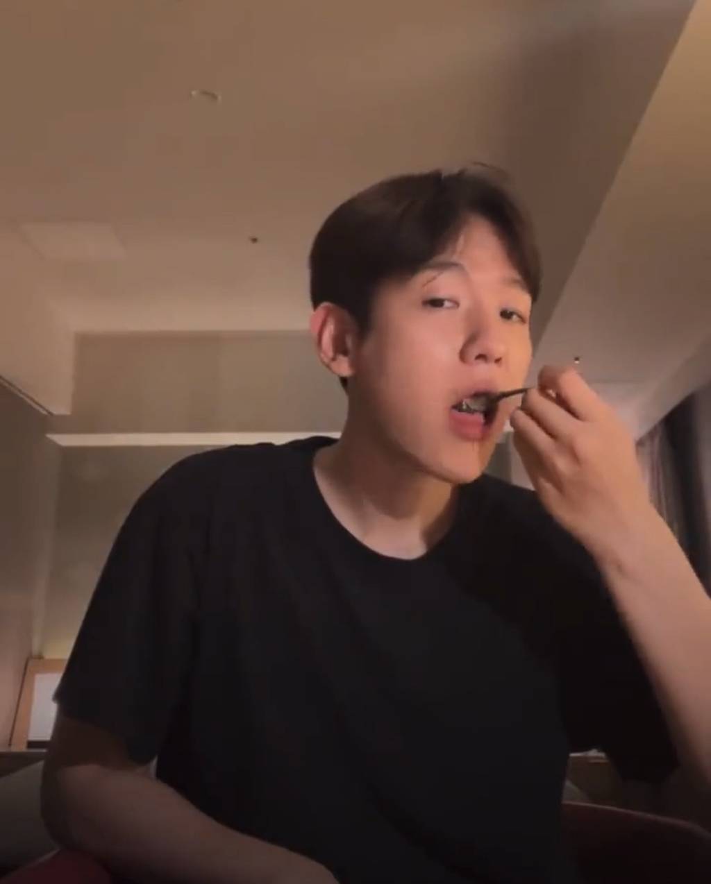 자아충돌 미쳤음.twt - 인스티즈(instiz) 인티포털 카테고리