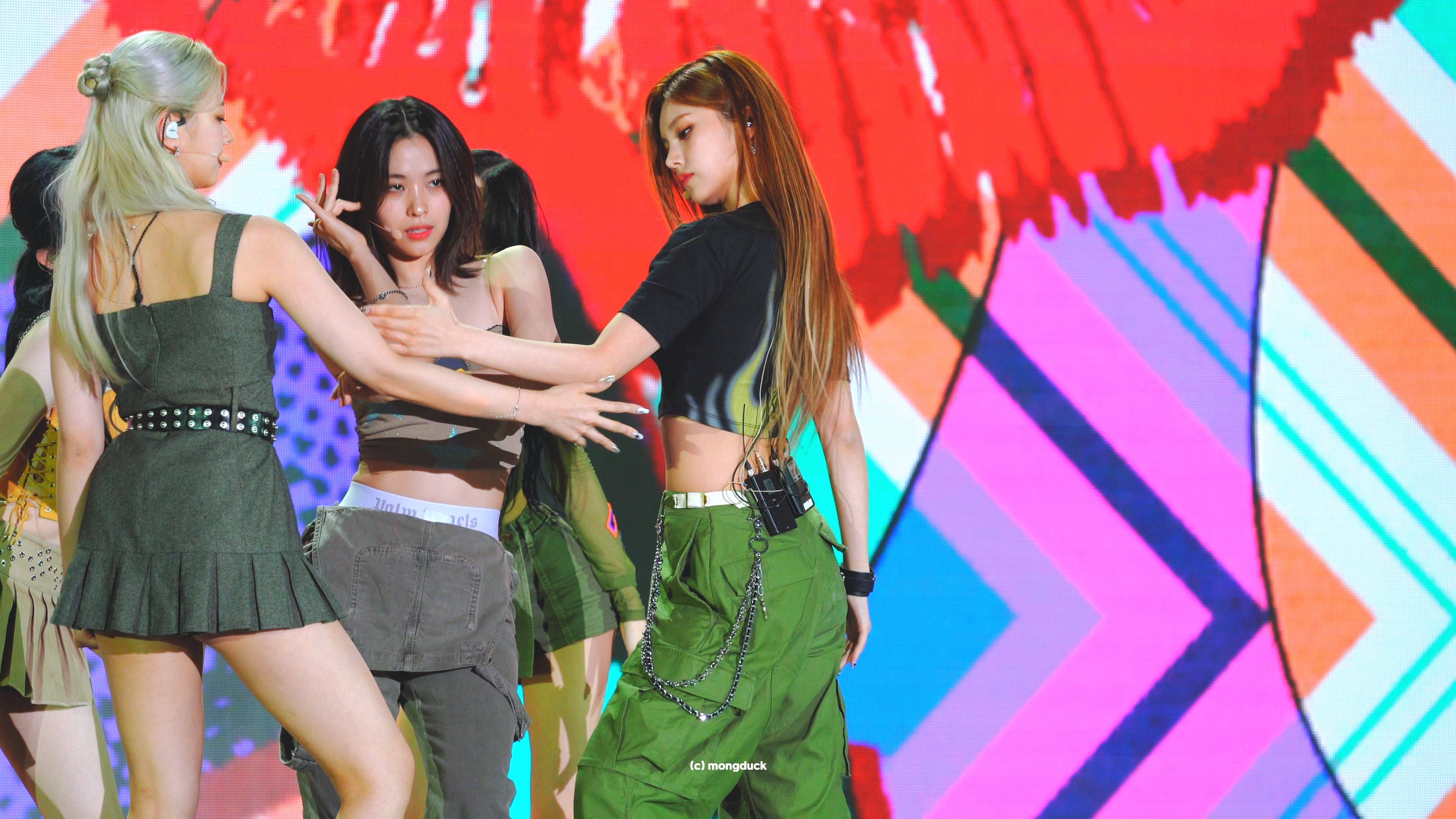 (스압)은근 귀엽고 이쁜 ITZY 예지.jpgif - 인스티즈(instiz) 이슈 카테고리