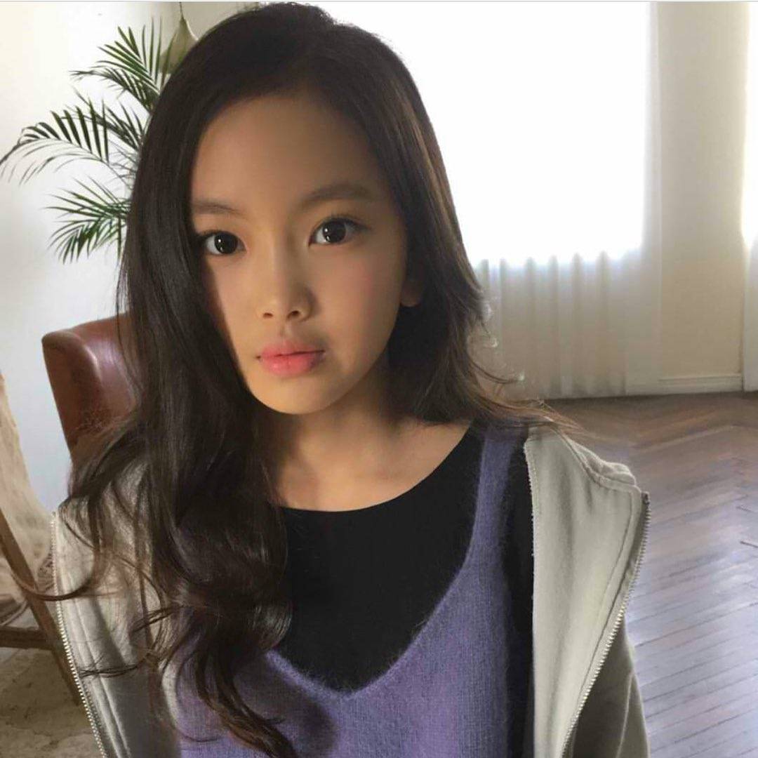 뉴진스 막내 혜인 키즈모델 시절.jpg - 인스티즈(instiz) 이슈 카테고리