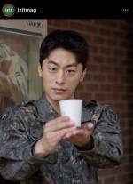 D.P 찢고 나온 구교환 - 인스티즈(instiz) 이슈 카테고리