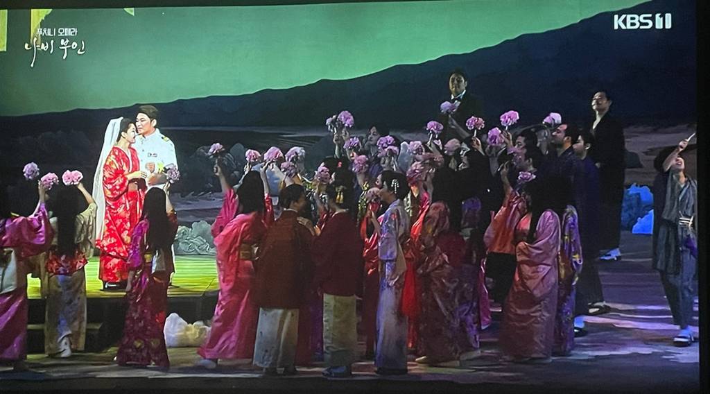 광복절되자마자 나비부인 오페라 시작한 KBS1 +시청자 게시판 주소 추가!! - 인스티즈(instiz) 이슈 카테고리