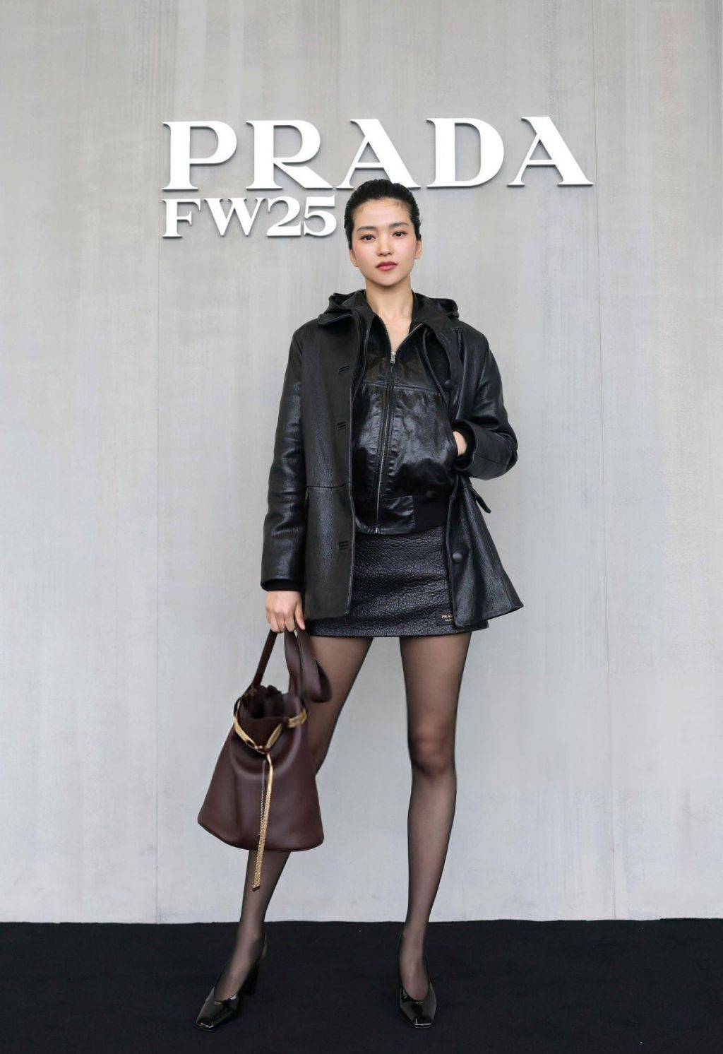 밀라노 프라다 맨즈웨어 2025 FW 컬렉션 참석한 김태리 - 인스티즈(instiz) 이슈 카테고리