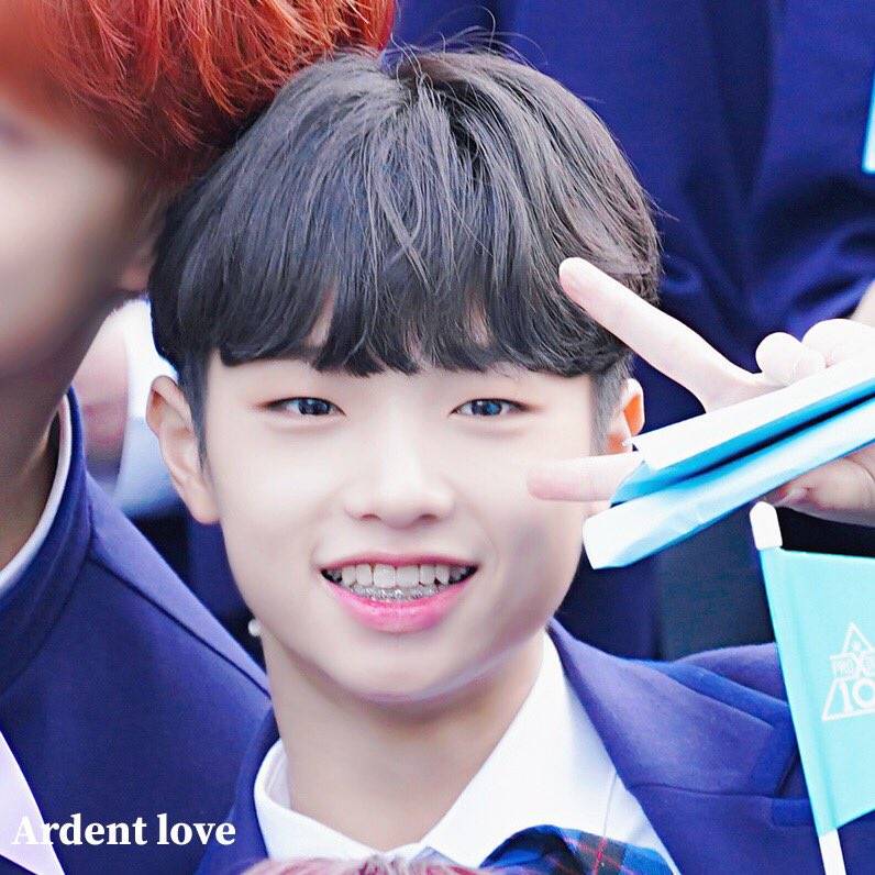 프로듀스 X 101 센터 DSP미디어 손동표.jpg - 인스티즈(instiz) 연예잡담 카테고리