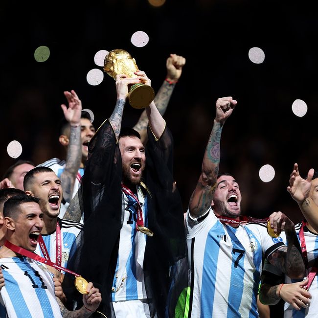 [정보/소식] FIFA도 선언 "메시, GOAT 논쟁 종결"...호날두 팬덤은 "조작이다" 반발 - 인스티즈(instiz) (K ...