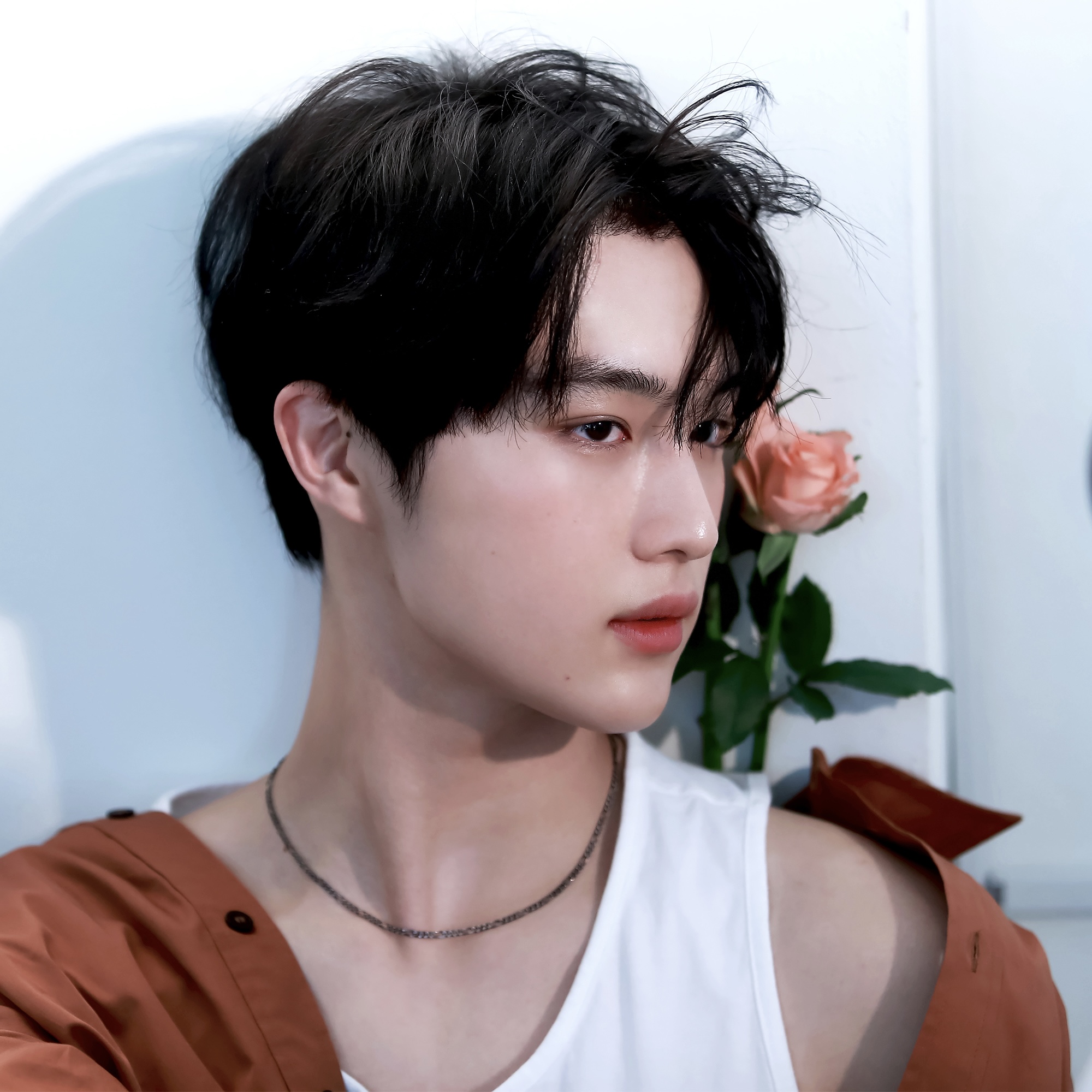 [잡담] 나 잘생긴 남자 아이돌?배우? 찾았는데 이름좀 - 인스티즈(instiz) 연예 카테고리