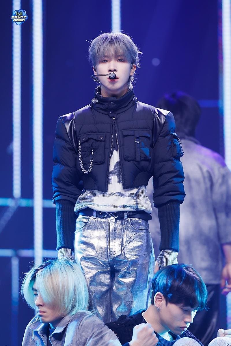 [잡담] 엠카도 사진 잘 찍나 ? 경쟁하나 ㅋㅋㅋ(feat.JD1 정동원) - 인스티즈(instiz) 연예 카테고리