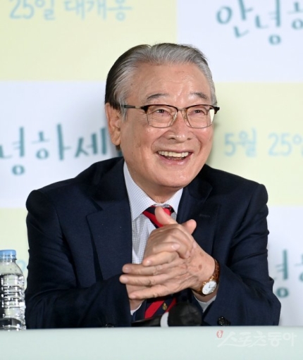 [정보/소식] 이순재, 건강상 이유로 공연 취소…'휴식 필요” [전문] - 인스티즈(instiz) 연예 카테고리